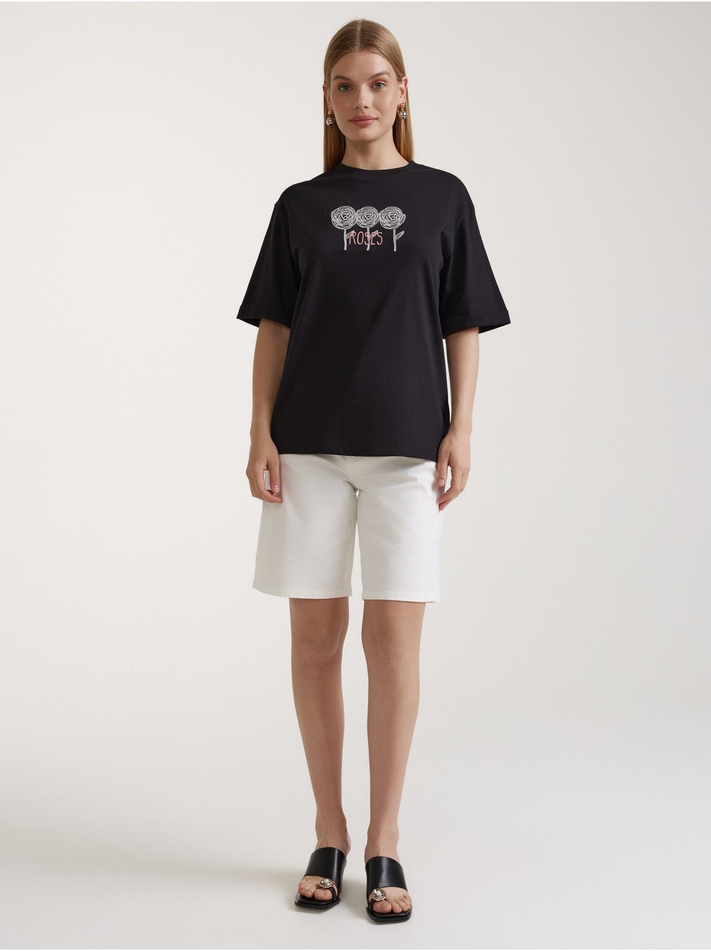 ᐅ Купить Футболка из хлопка свободного кроя с вышивкой «Roses» LD 3038 в Минске цвет black-roses ...